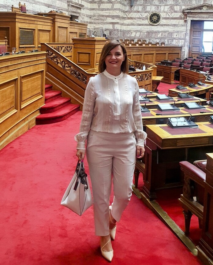 Η Μ. Κεφάλα Πρόεδρος της Ειδικής Μόνιμης Επιτροπής Ισότητας, Νεολαίας ...