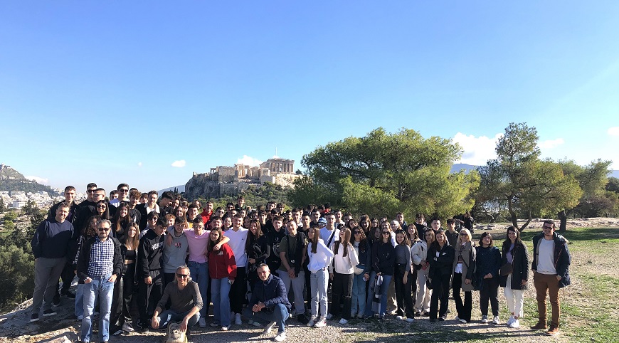 Δωδωναία Εκπαιδευτήρια: Εκπαιδευτικές επισκέψεις σε Αθήνα και Πάτρα ...