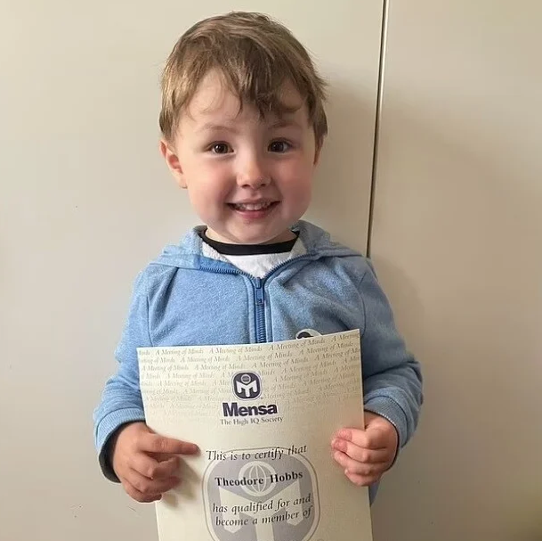 Τρίχρονος είναι μέλος της Mensa - Διαβάζει και μετρά μέχρι το 100 σε 7 ...