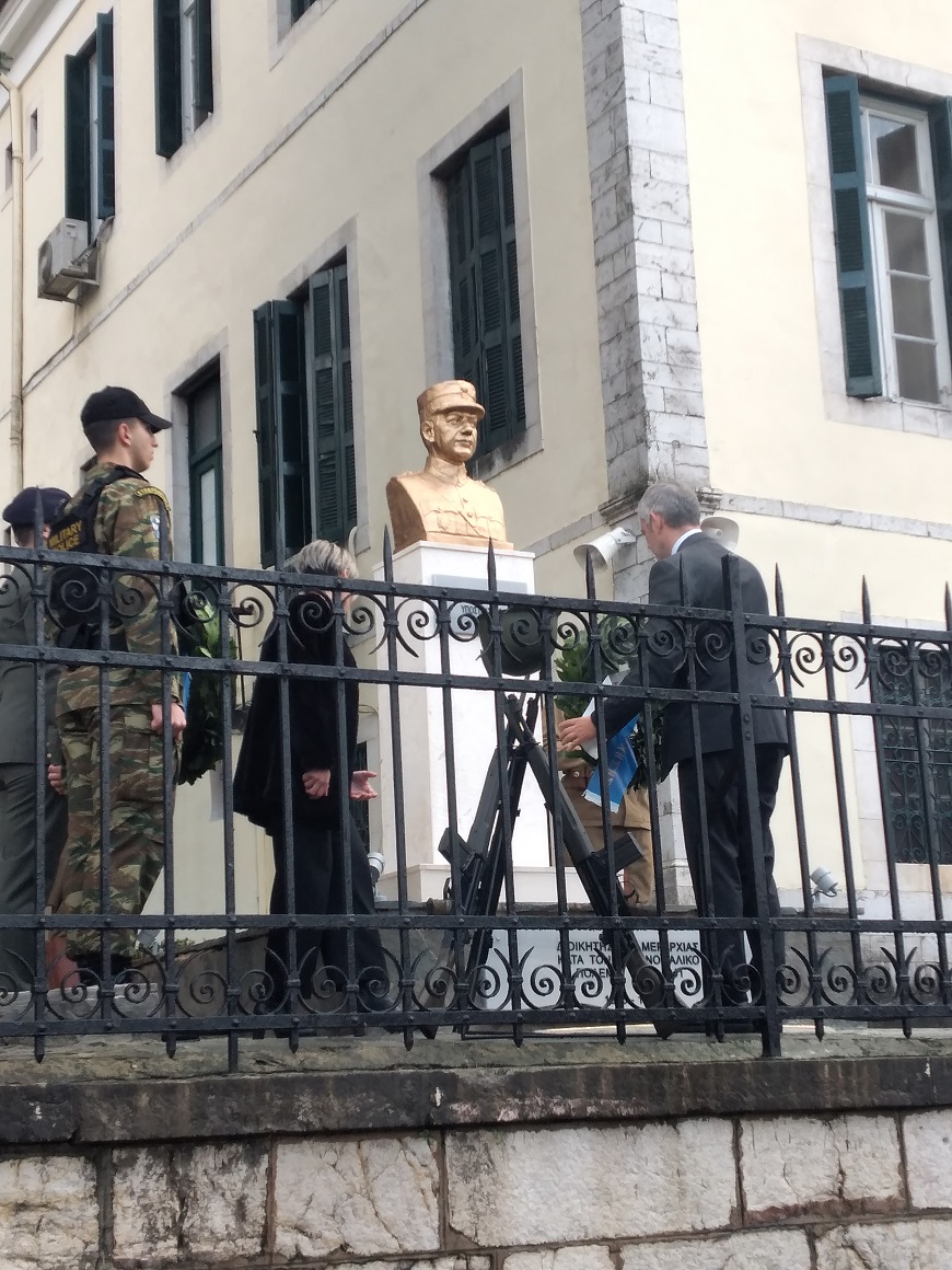 Ημέρα Ενόπλων Δυνάμεων με αποκαλυπτήρια προτομών - EPIRUS Online